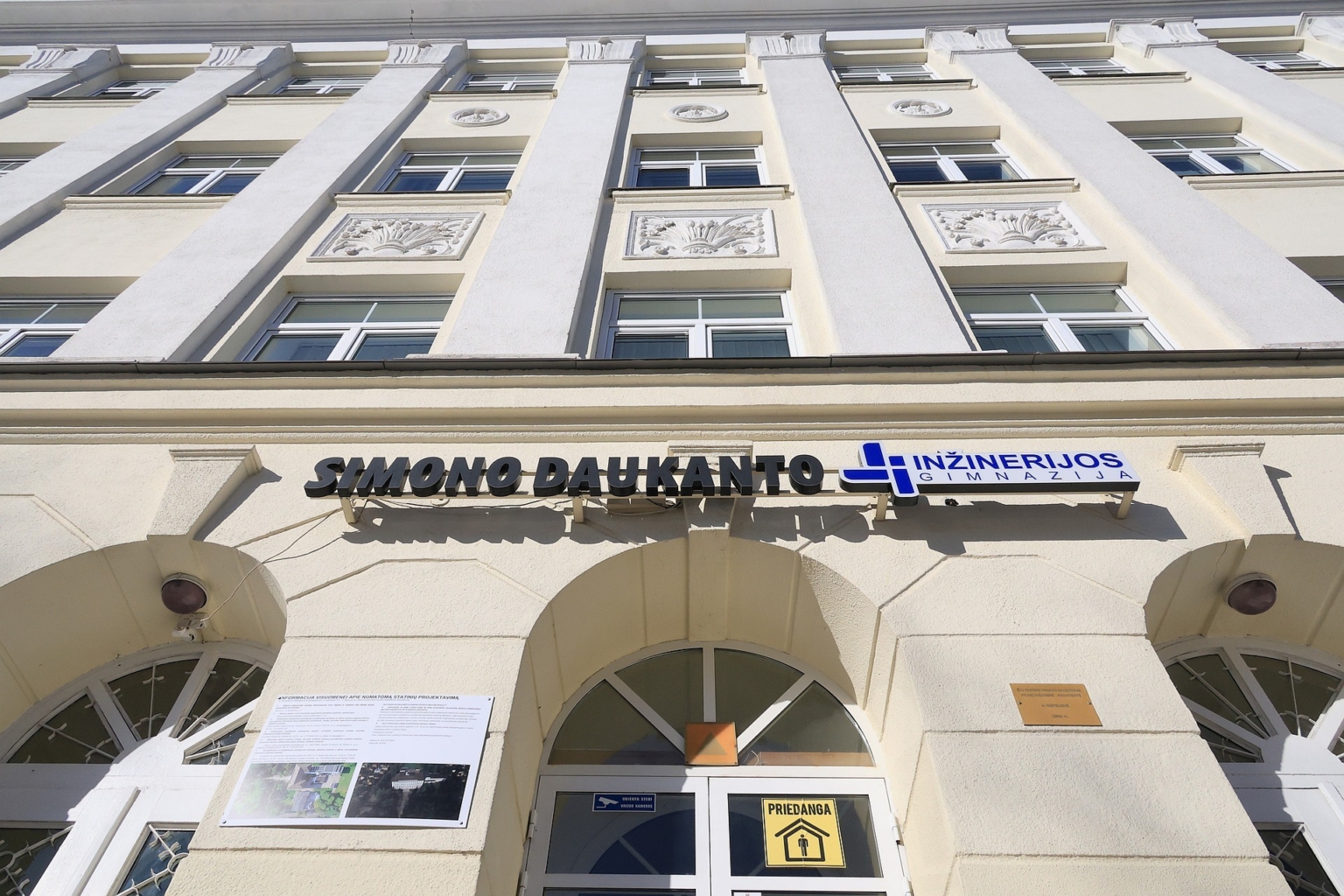 S. Daukanto inžinerijos gimnazijos atnaujinimui – įspūdinga investicija ...